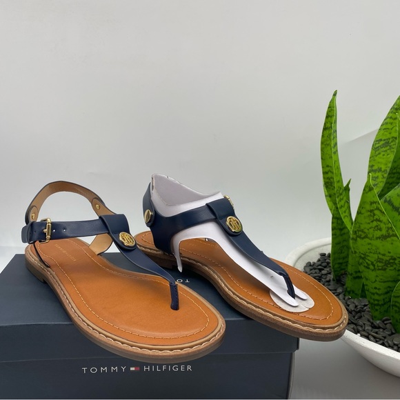 Tommy Hilfiger | Shoes | Tommy Hilfiger Womens Bennia Thong Sandals In ...
